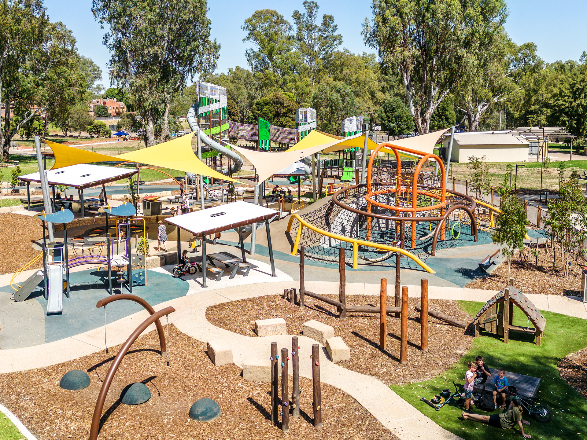 Designing Parks and Playgrounds for All Ages - Moduplay
