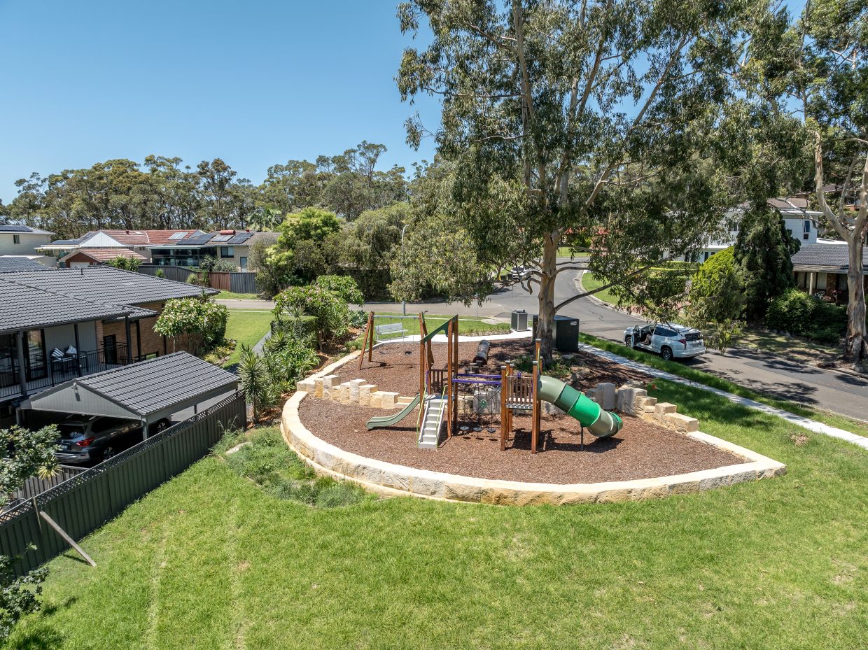 Akuna Ave Reserve playground in Bangor, NSW - Moduplay